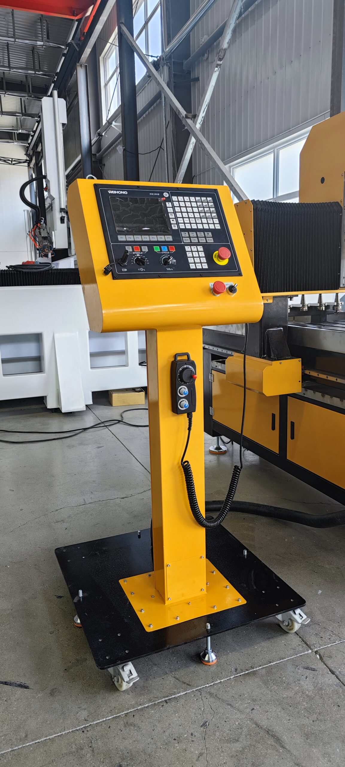 CNC ROUTER FOR WOOD AND METAL - LUQUE Machines